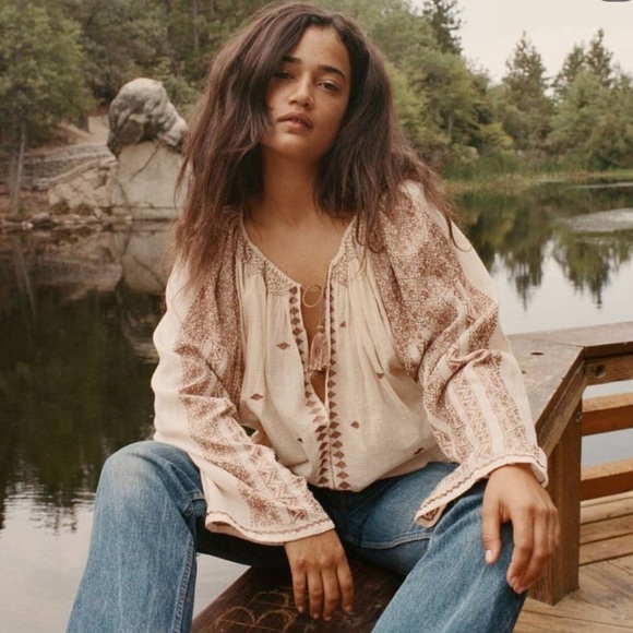 Doen | Tops | Doen Mystic Embroidered Peasant Top | Poshmark